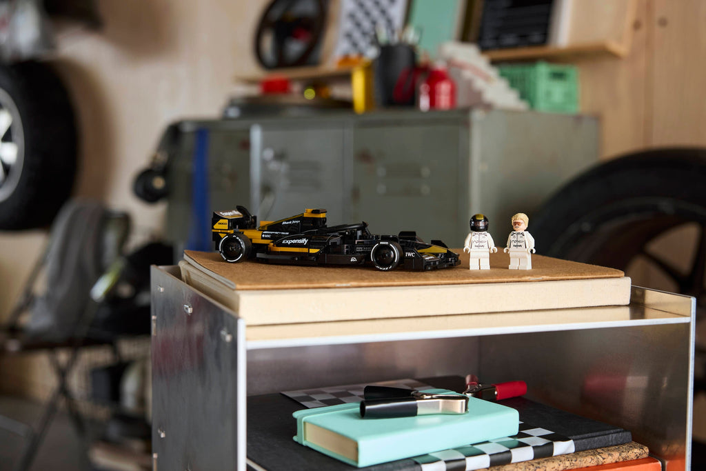 LEGO Speed Champions APXGP Team Race Car F1 Movie 77252 | Bricking Lebanon